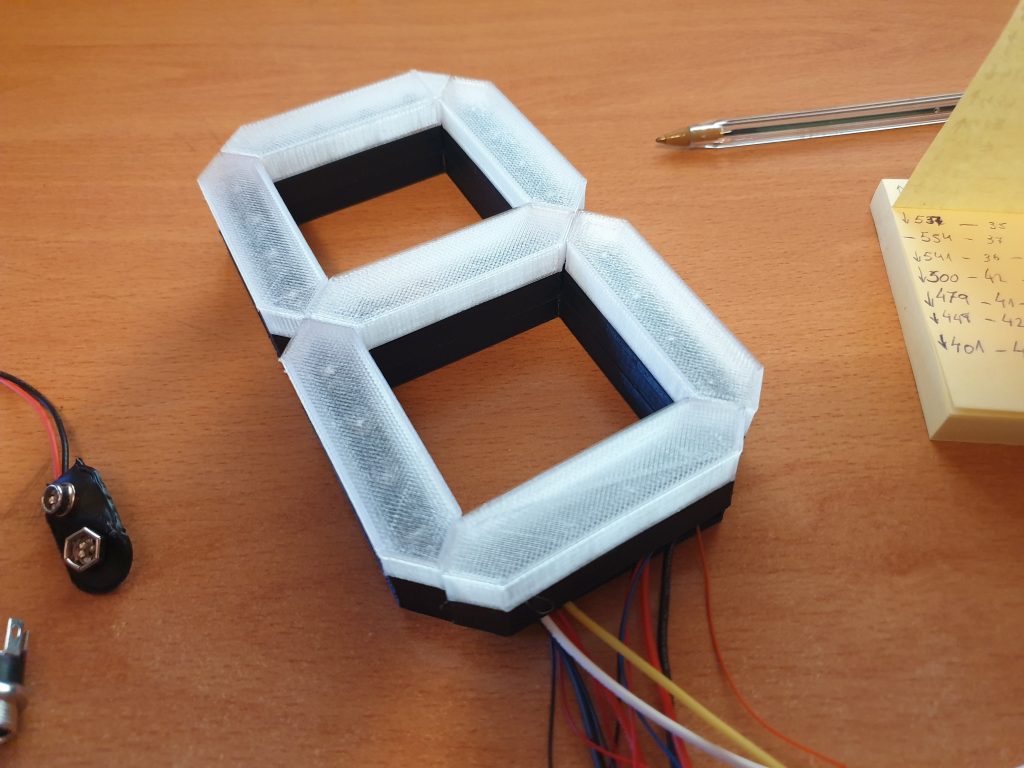 Contador deportivo de 7 segmentos con Arduino - Tutoriales de proyectos con Arduino